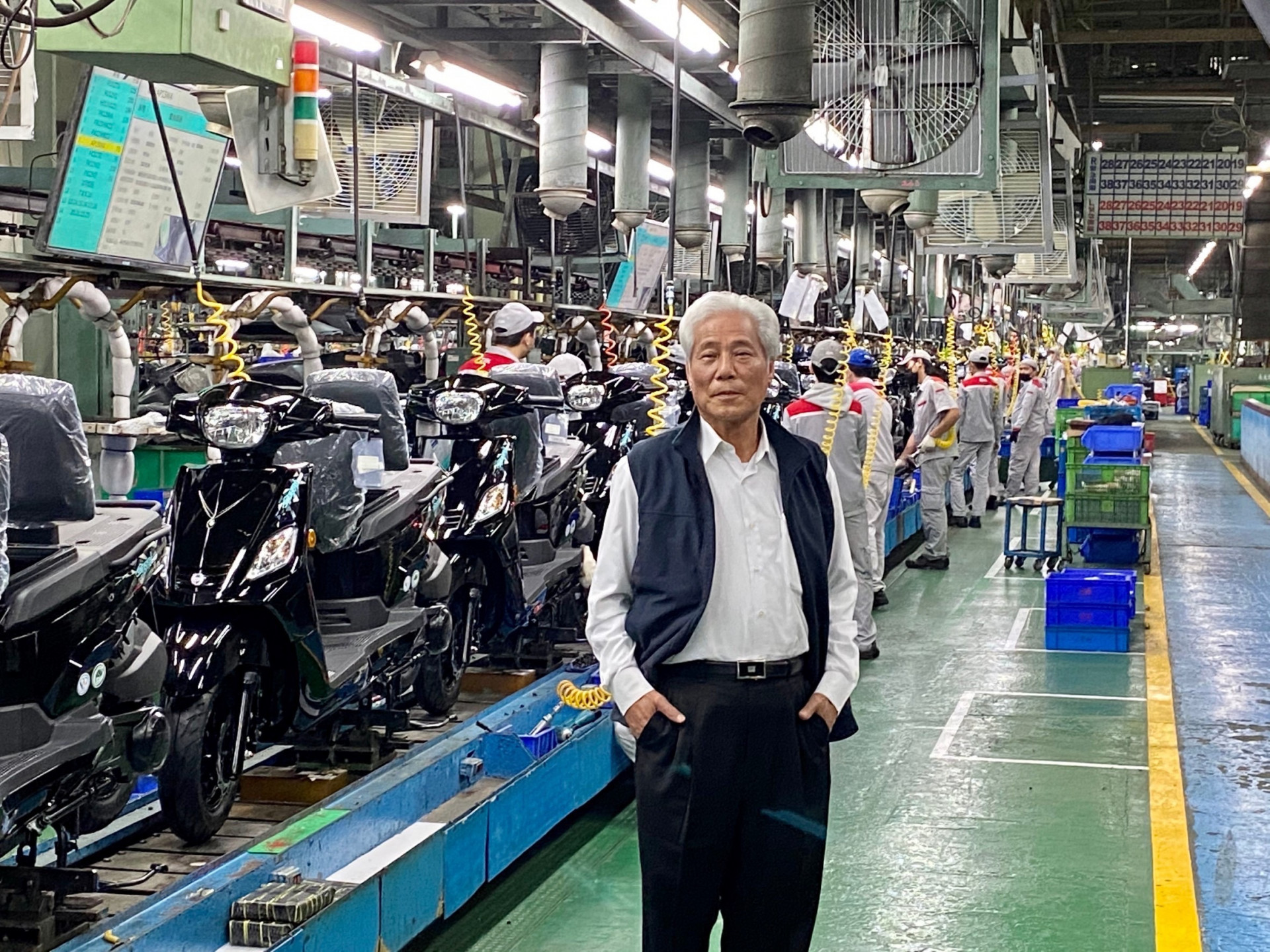 SYM VỮNG BƯỚC TIẾN LÊN - VAMM